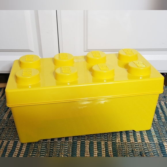 Lego | Toys | Lego Classic Brick Storage Bin With Misc Lego Pieces ...